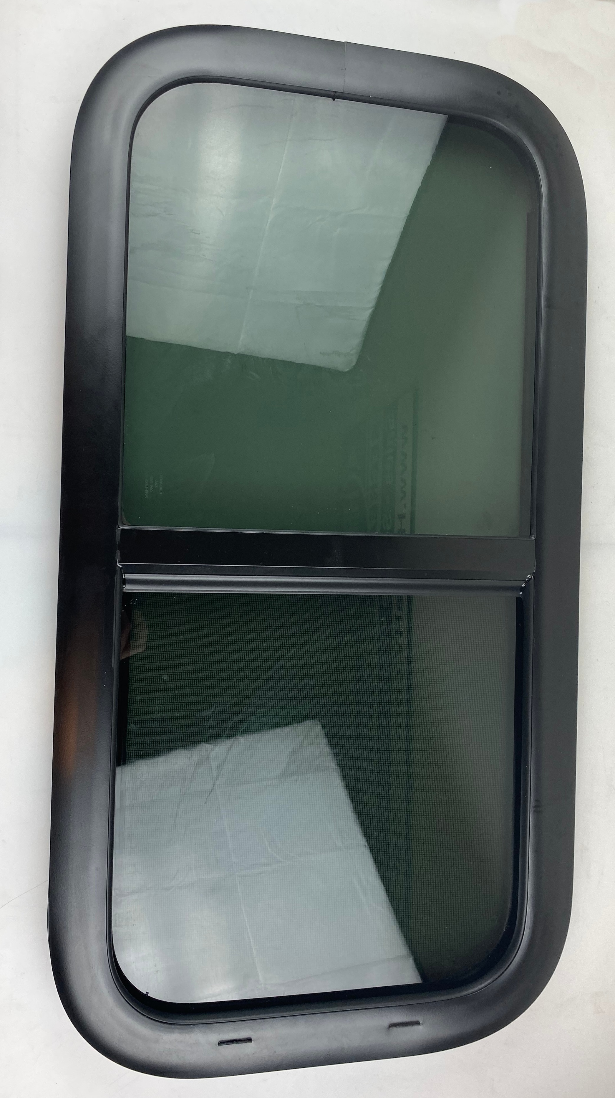 RV / trailer windows & frames | Hanna Trailer Supply