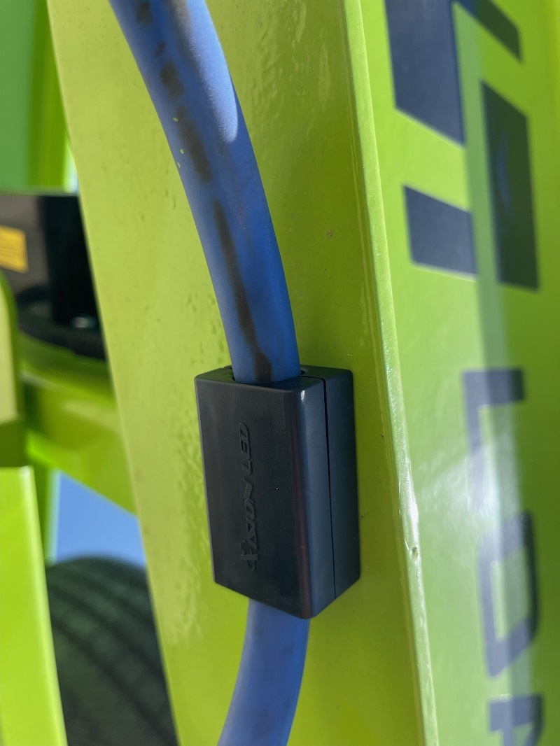 Load Trail 110037 Magnetic 7-Way Wire Harness Holder | Hanna Trailer Supply